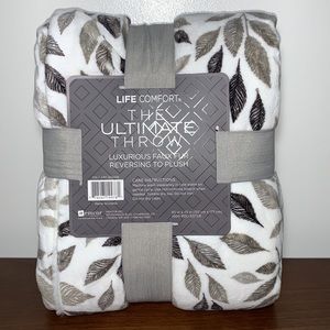 Life Comfort | Bedding | Life Comfort Ultimate Reversible Faux Fur ...